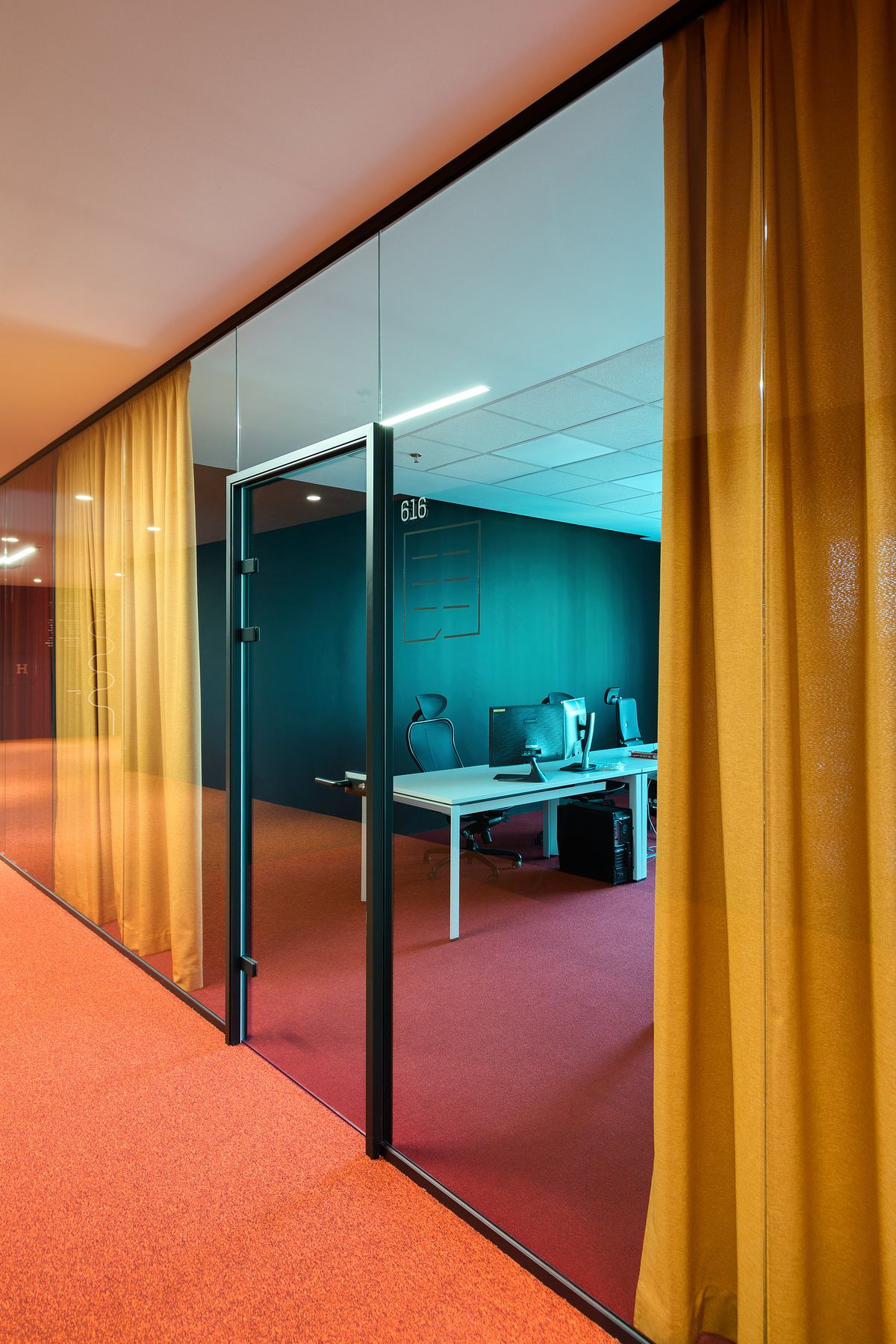 Seven Bridges Genomics