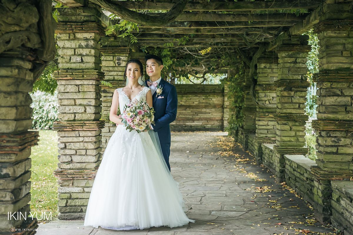 TUDOR BARN ELTHAM WEDDING - ALICE + ALAN - Ikin Yum Photography