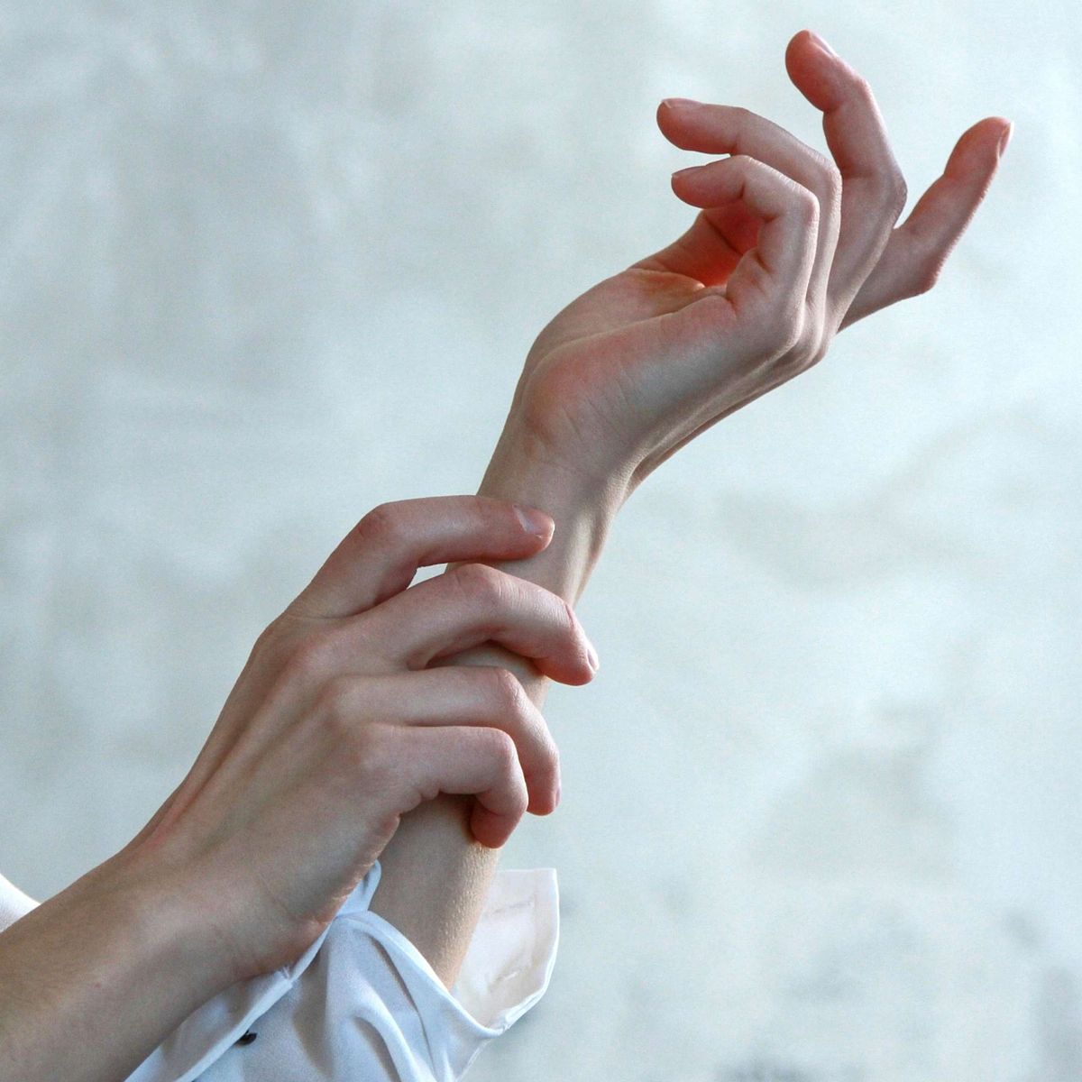 Menopause and Skin Changes: Understanding Hives, Rashes, and Itchy Skin