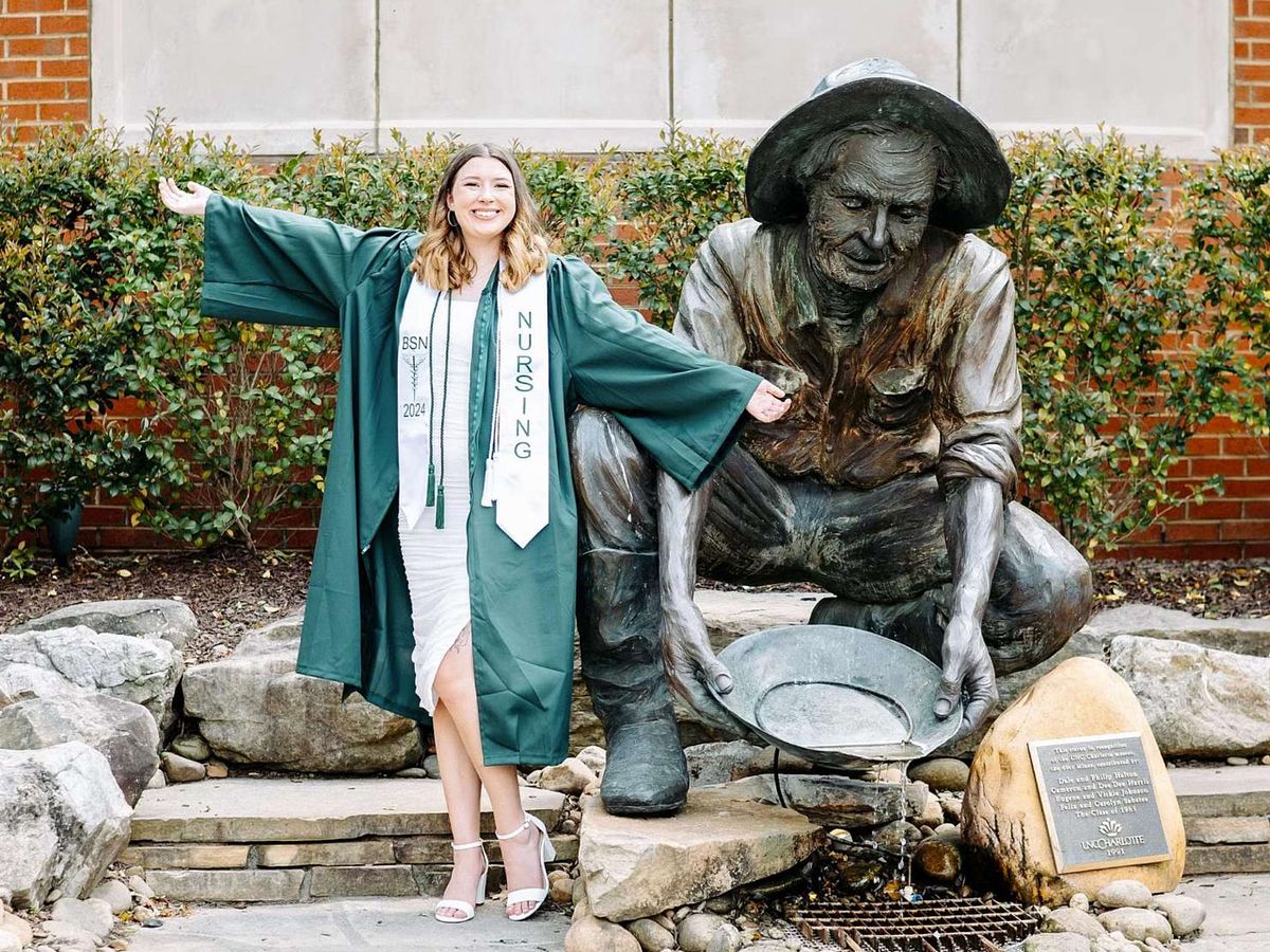 UNCC Senior Photographer